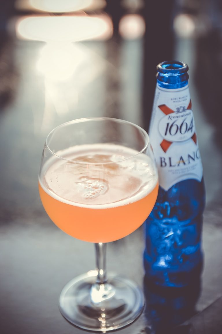 Francusko pivo Blanc obilježilo je naš party, a i ljetnu sezonu - Women ...