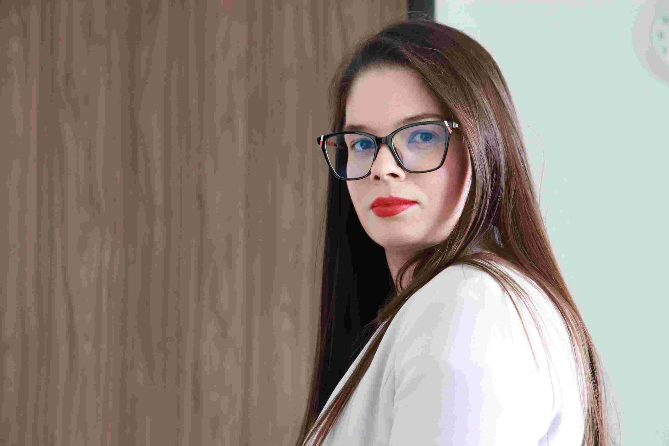 Ana-Maria Olujić, samouka programerka osnove je učila na YouTubeu