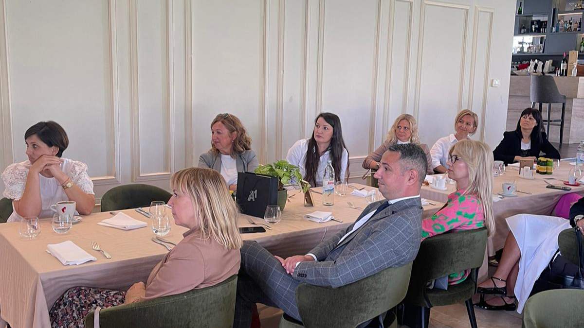 "Pustite ljude da griješe" poruka je današnjeg networking breakfasta